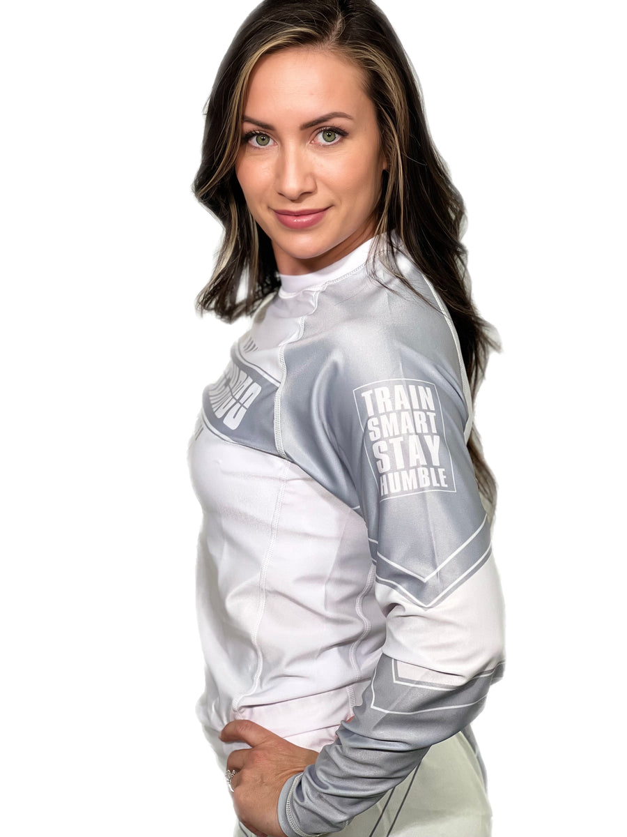 Angled CMJJ Long Sleeve Rash Guard: Ranked White - Black – CMJJ Gear